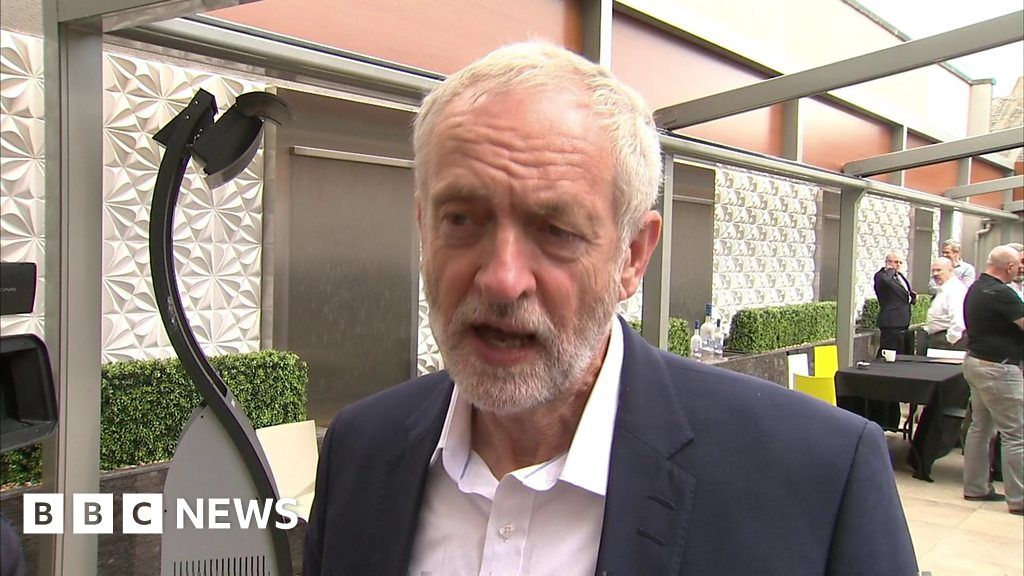 Jeremy Corbyn 'concerned' over voter exclusion claims - BBC News