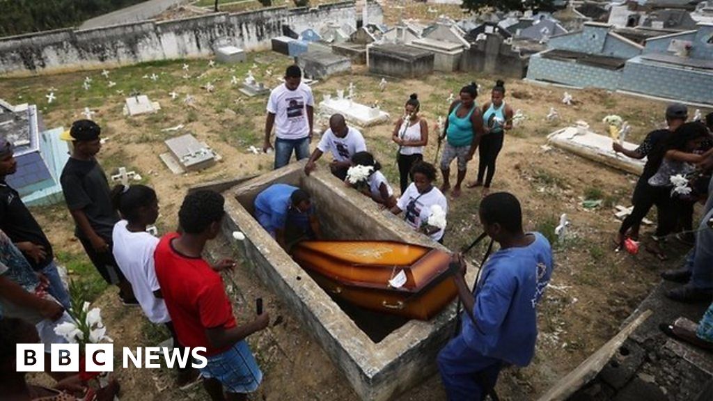 Rio de Janeiro violence: The city's new struggles - BBC News