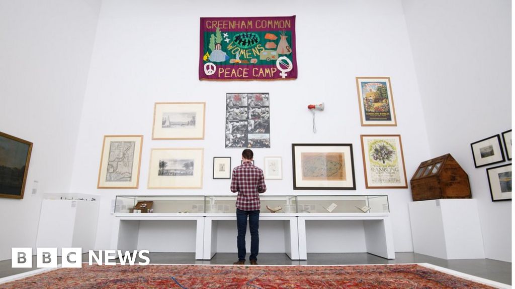 Reopened £12m MK Gallery captures 'spirit' of new town - BBC News