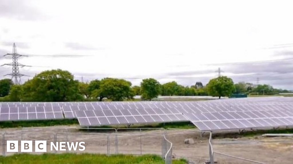 Wrexham council-run solar farm opens at Legacy - BBC News