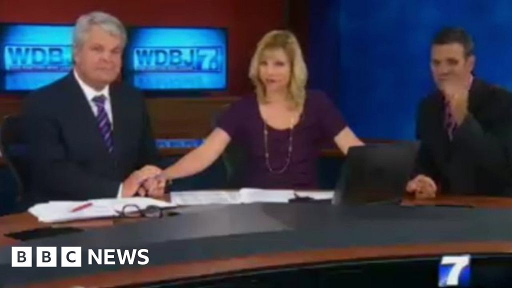 Virginia shooting: On-air silence for slain journalists - BBC News