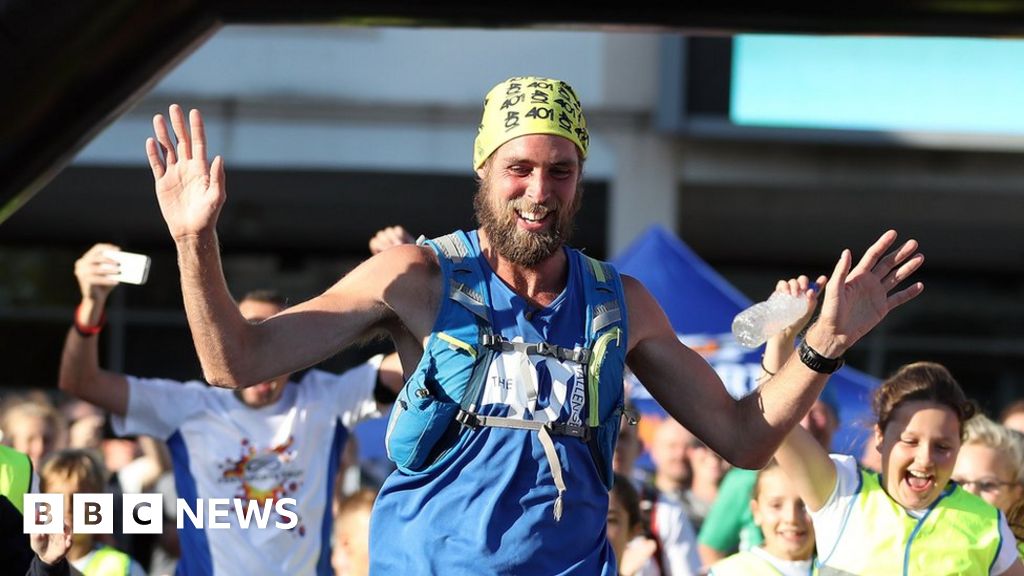Marathon man has to keep running to protect his body and mind - BBC News
