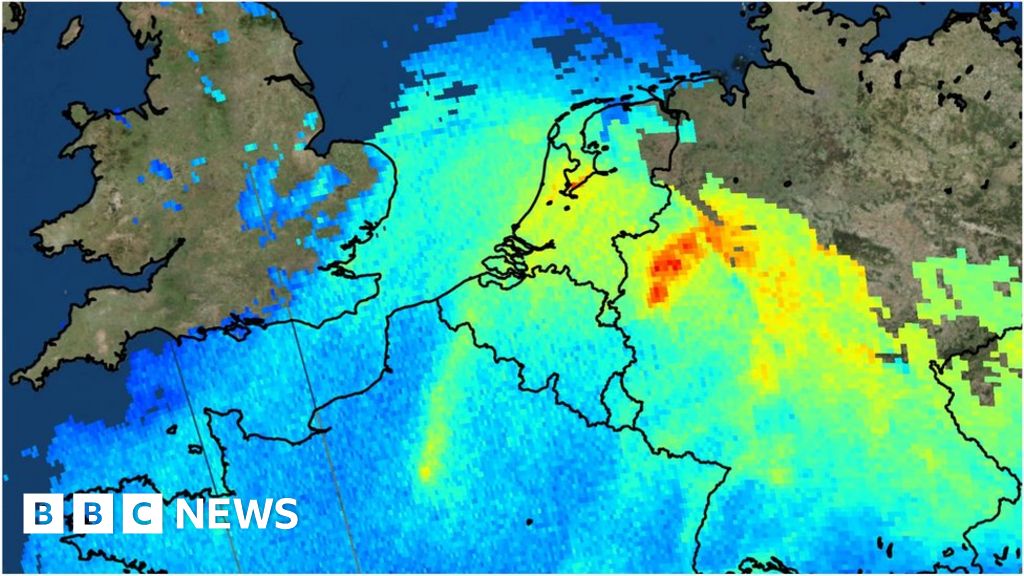 New Sentinel satellite tracks dirty air - BBC News