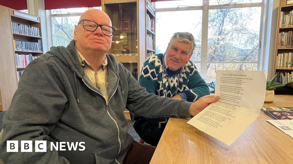 Read Easy: Literacy scheme transforms life of Graham, 69 - BBC News