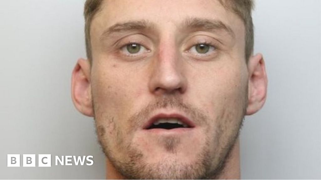 Widnes 'machete rampage' man who stabbed partner jailed