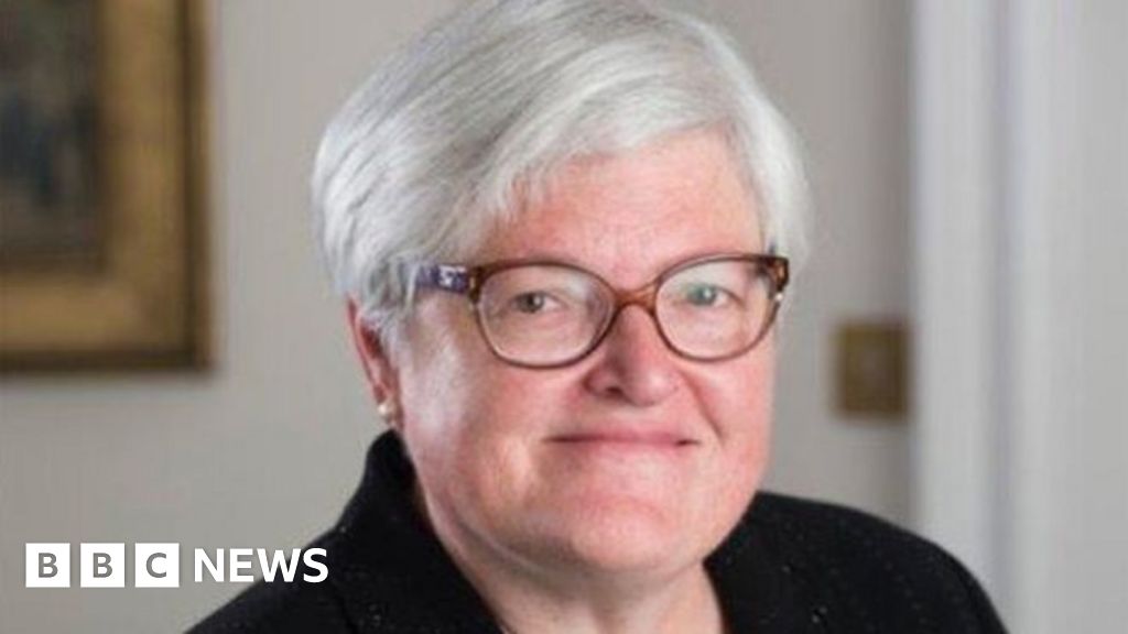 Timeline: Events leading to Susan O'Brien's resignation - BBC News