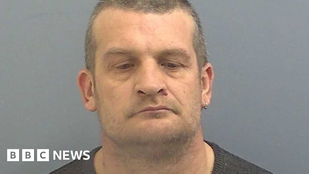 Man jailed for attacking woman on Dunstable Downs in 2006