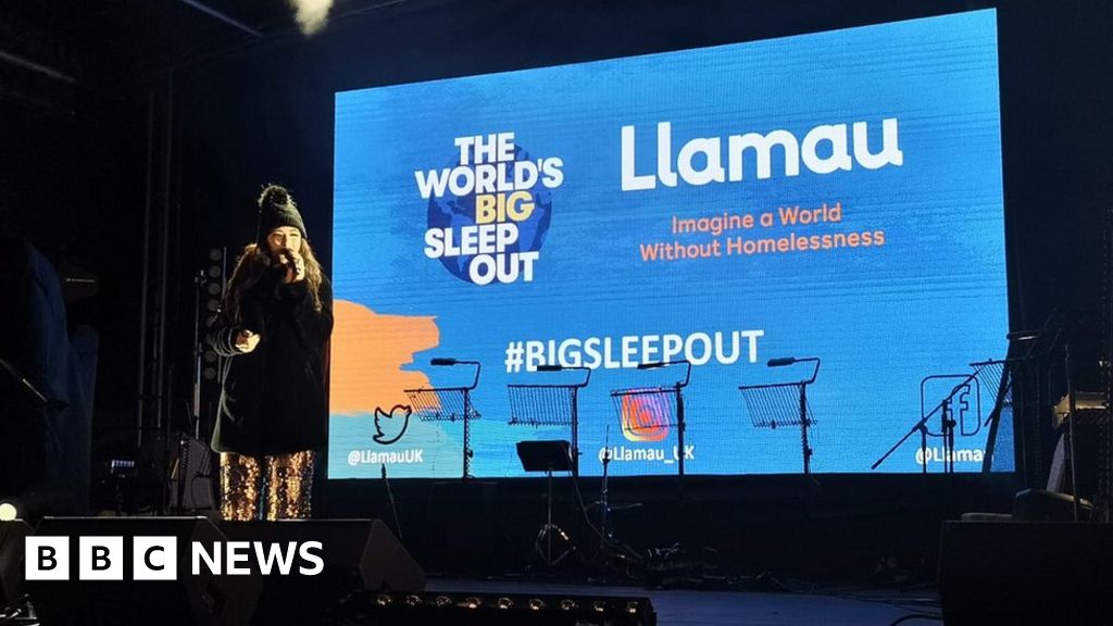 Cardiff homeless sleep-out hit by 'horrendous' weather