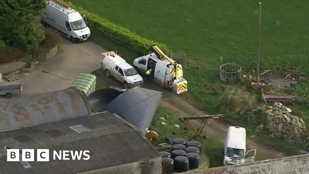 Aerial footage of damage caused by storm Ophelia - BBC News