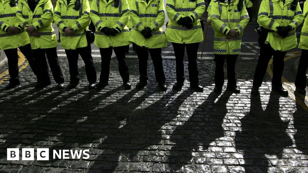 Police Twitter fails - the accounts that keep getting into trouble ...