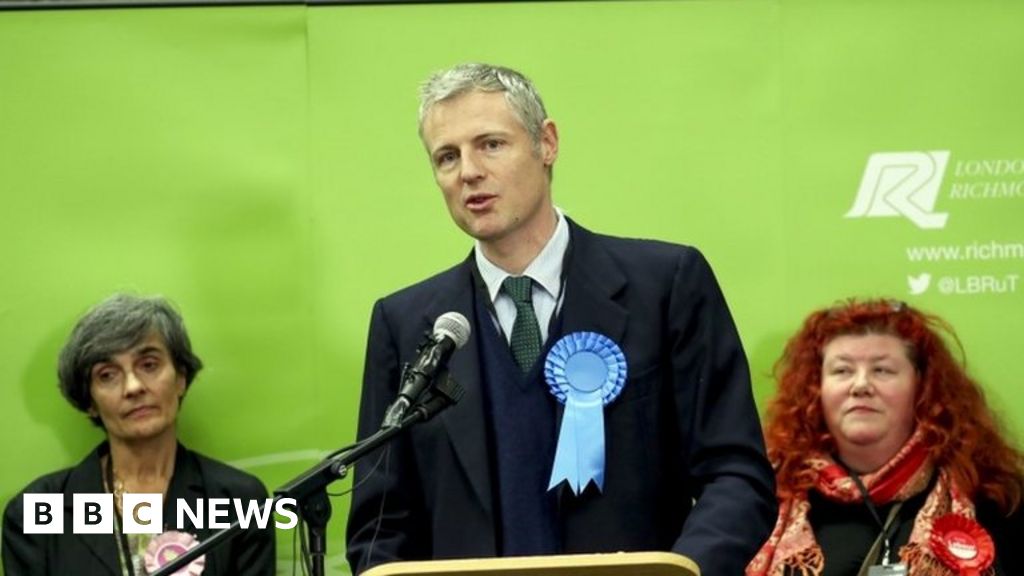 Ex-MP Zac Goldsmith stays as environment minister - BBC News