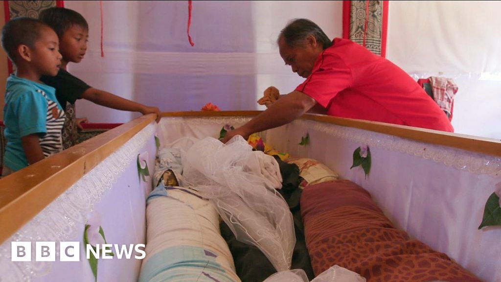 Where the dead are still part of the family - BBC News