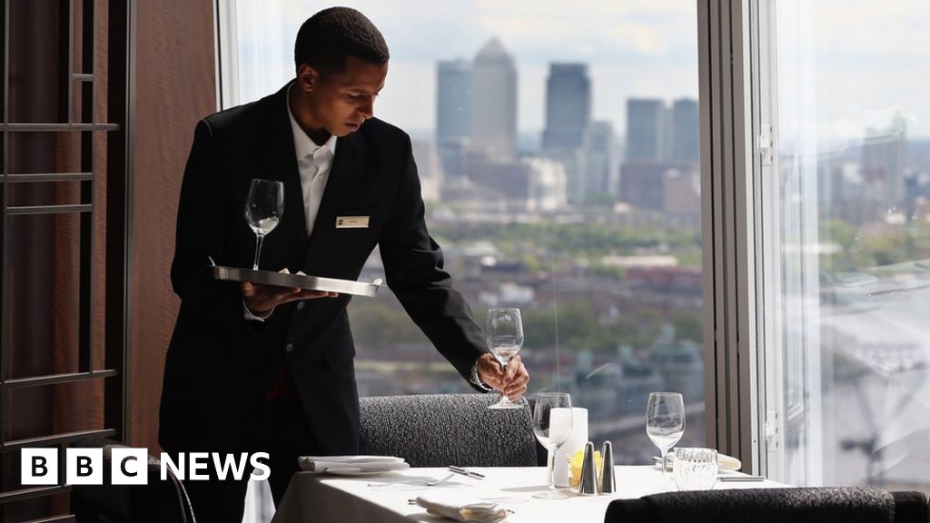 UK economy ‘stalls’ over Brexit and global economy fears - BBC News