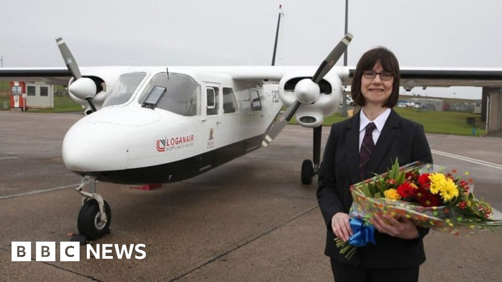 'Shortest flight' welcomes millionth passenger - BBC News