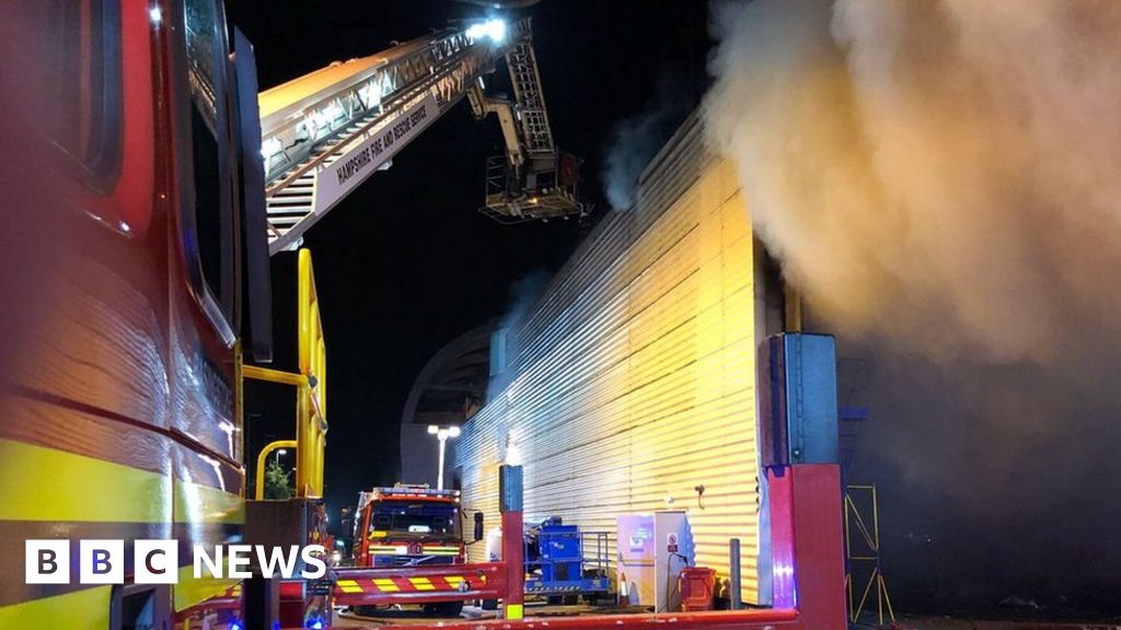 Basingstoke waste depot closed by fire in rubbish