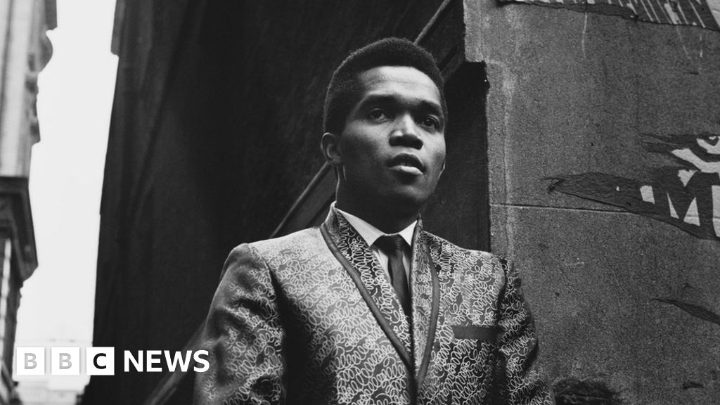 Prince Buster, ska pioneer, dies at 78 - BBC News