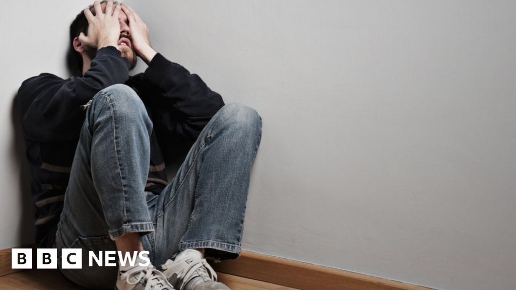 Male domestic abuse victim 'frightened to leave the house' - BBC News