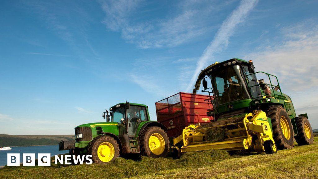 Scottish Rural Parliament staged in Stranraer - BBC News
