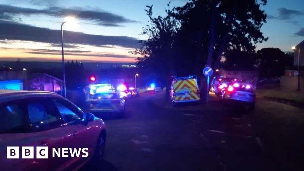 Boy, 15 charged over suspected arson at house in Redditch - BBC News