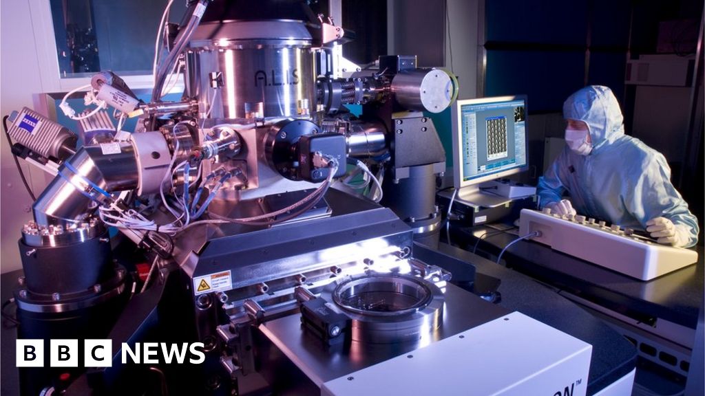 Helium discovery a 'game-changer' - BBC News