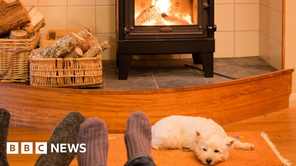 Are you setting up a warm bank? We want your stories - BBC News