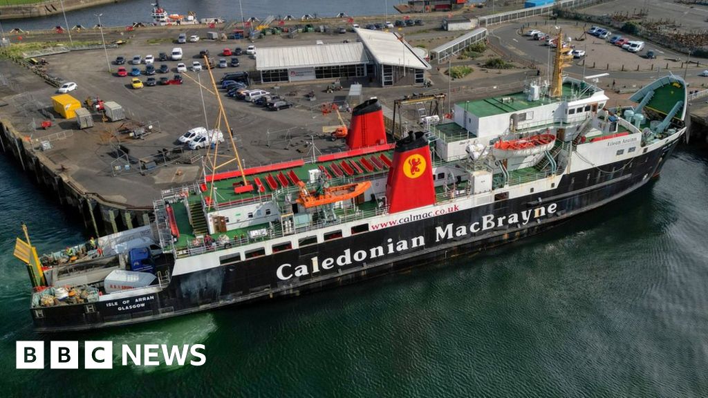 Ferry fare freeze for some island communities extended