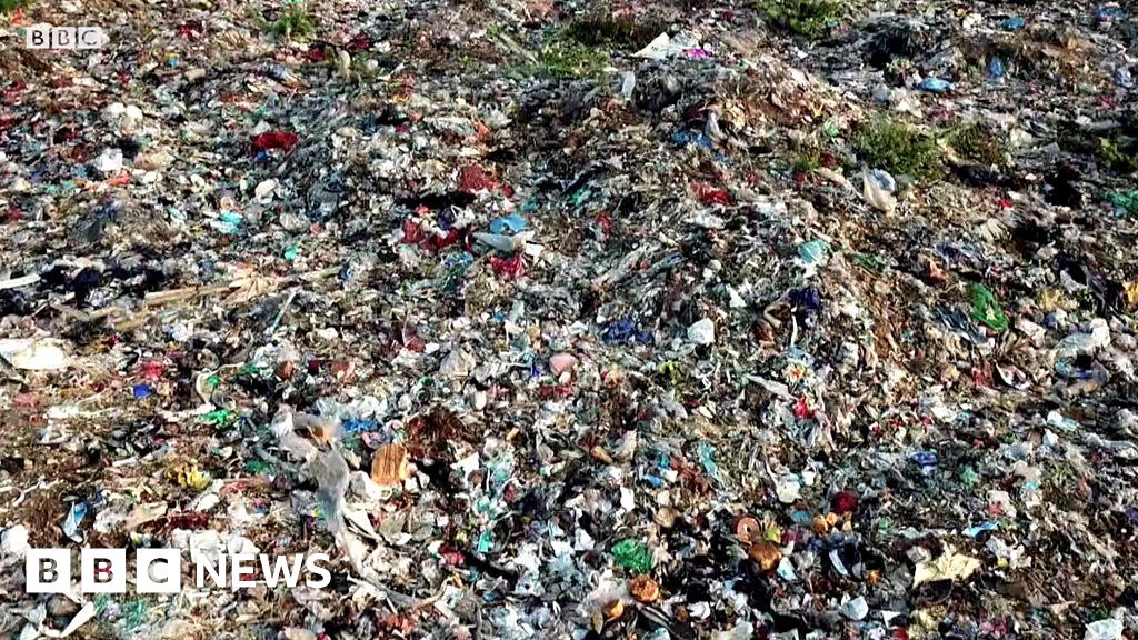 India's growing Covid-19 waste challenges workers