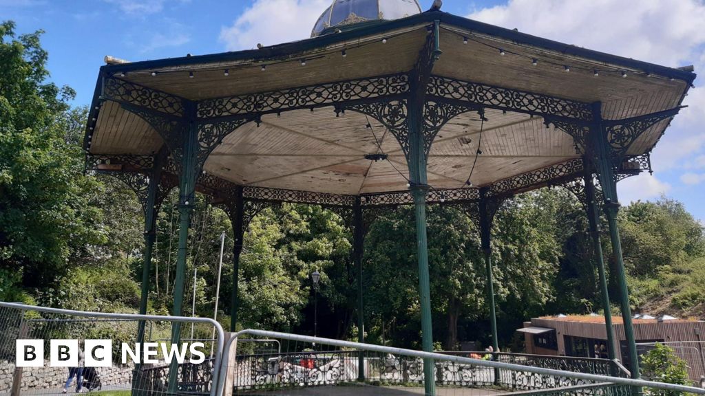 Plans to bring Roker Park Victorian bandstand back to past glory - BBC News
