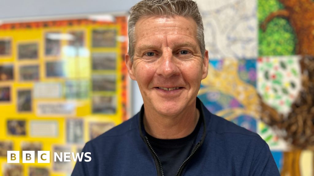 Record entries for Worcester City Run 10 year anniversary - BBC News