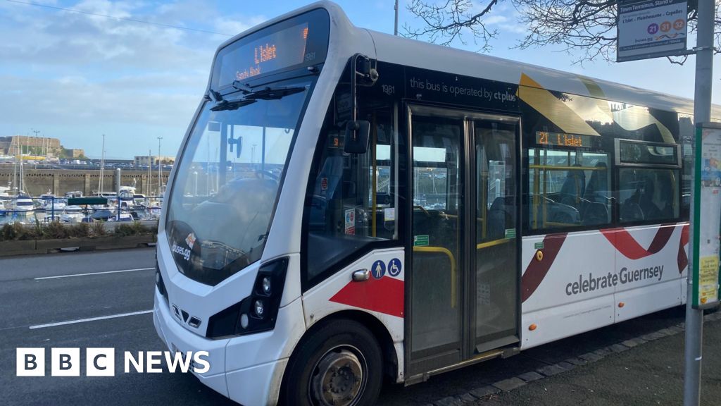 CT Plus plans to win back Guernsey bus contract in five years