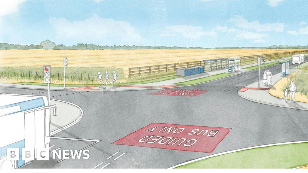 Waterbeach to Cambridge busway project in new consultation - BBC News