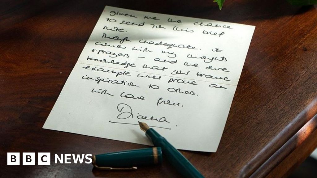 Princess Diana letter Aids patient sold at auction