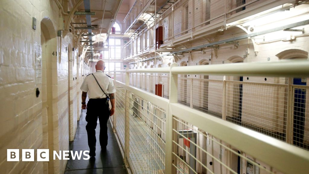 Crisis-hit prisons 'risk breaching rights of inmates'