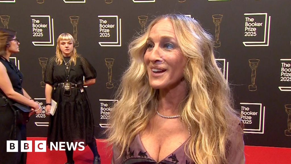 SJP on reading ten hours a day as a Booker Prize judge - BBC News