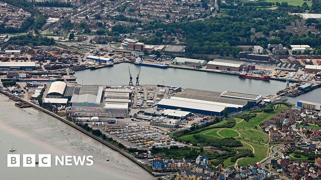 Medway draft local plan to be put to public scrutiny - BBC News