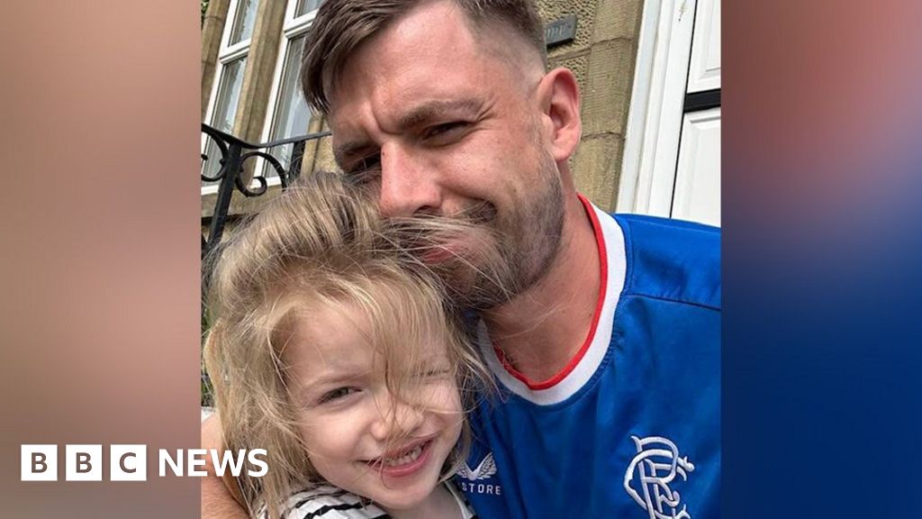 Man and girl found dead in West Calder were father and daughter