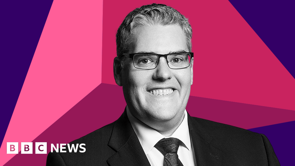 Who is DUP leader Gavin Robinson? - BBC News