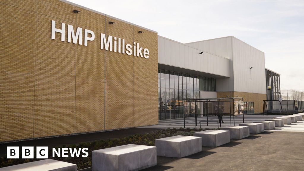 Minister warned as gates and doors 'left open' at HMP Millsike - BBC News