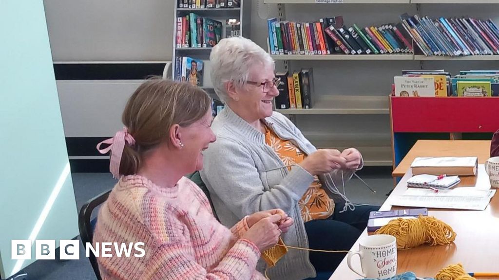 Redcar and Cleveland council cuts library budget by £400k