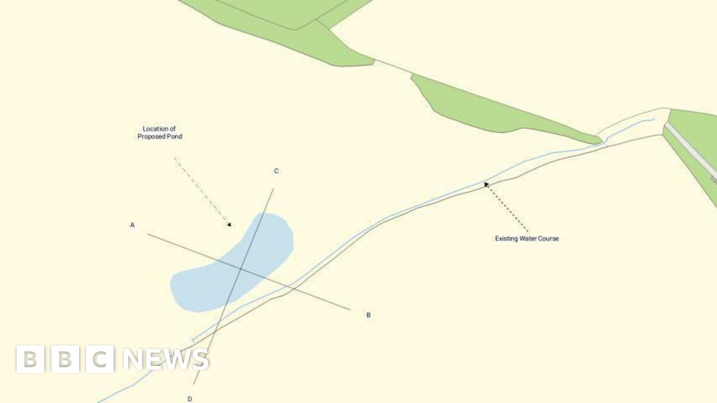 Wantage: Large pond development approved - BBC News