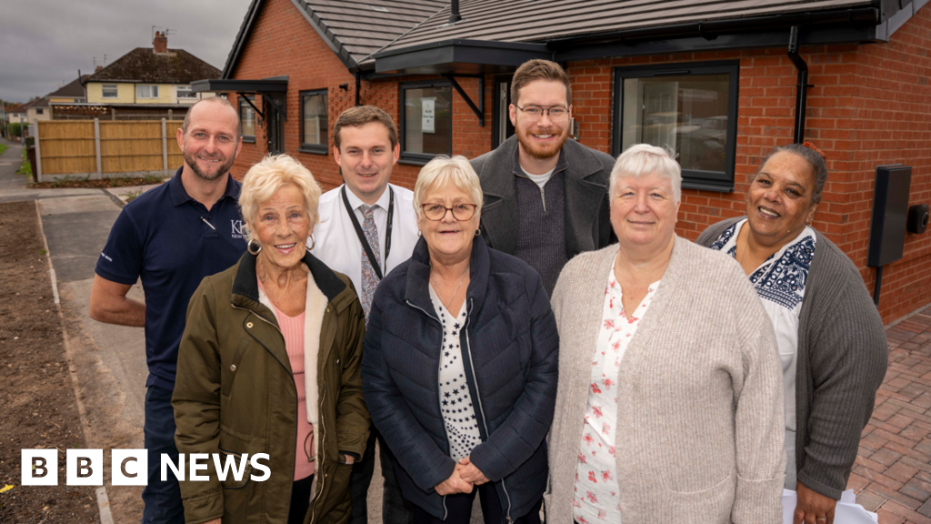 First tenants to move in to energy-efficient Wolverhampton homes