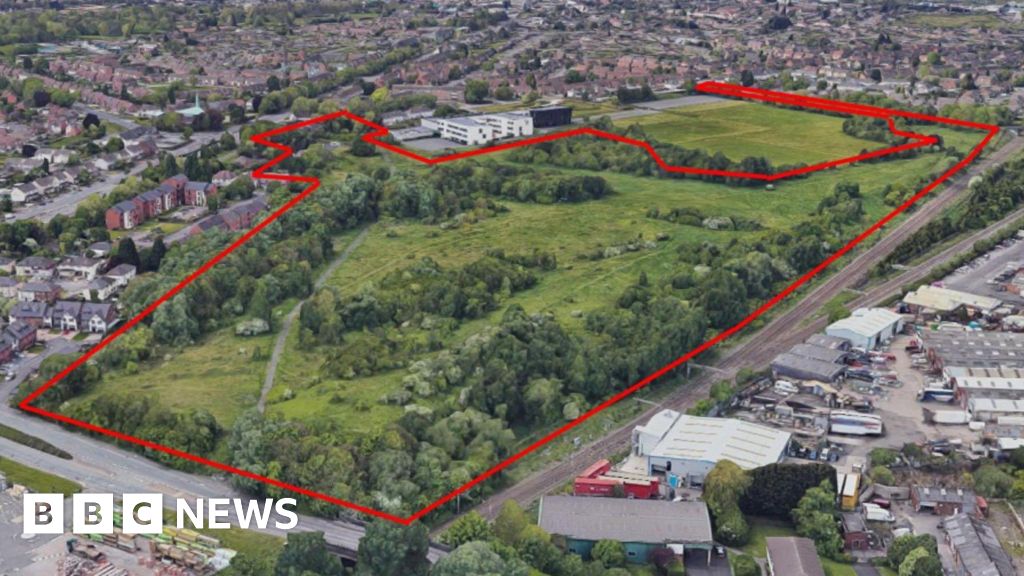 Proposed warehouse among Wolverhampton plans for green space - BBC News