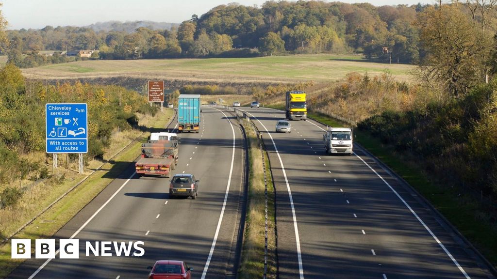 A34 to close between Chieveley and Chilton over weekend - BBC News