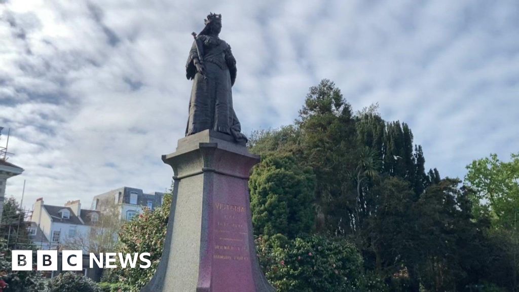Statue defaced in public Guernsey garden