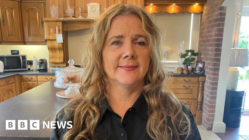 Sight test saved my life says woman after eye removal surgery - BBC News