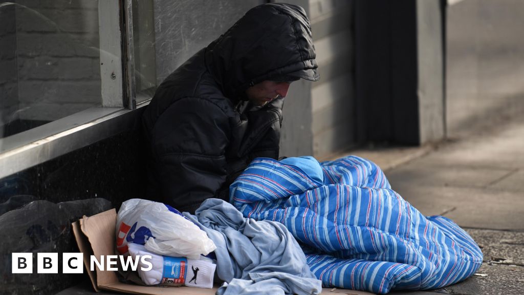 Guernsey homelessness to be examined by Scottish charity - BBC News