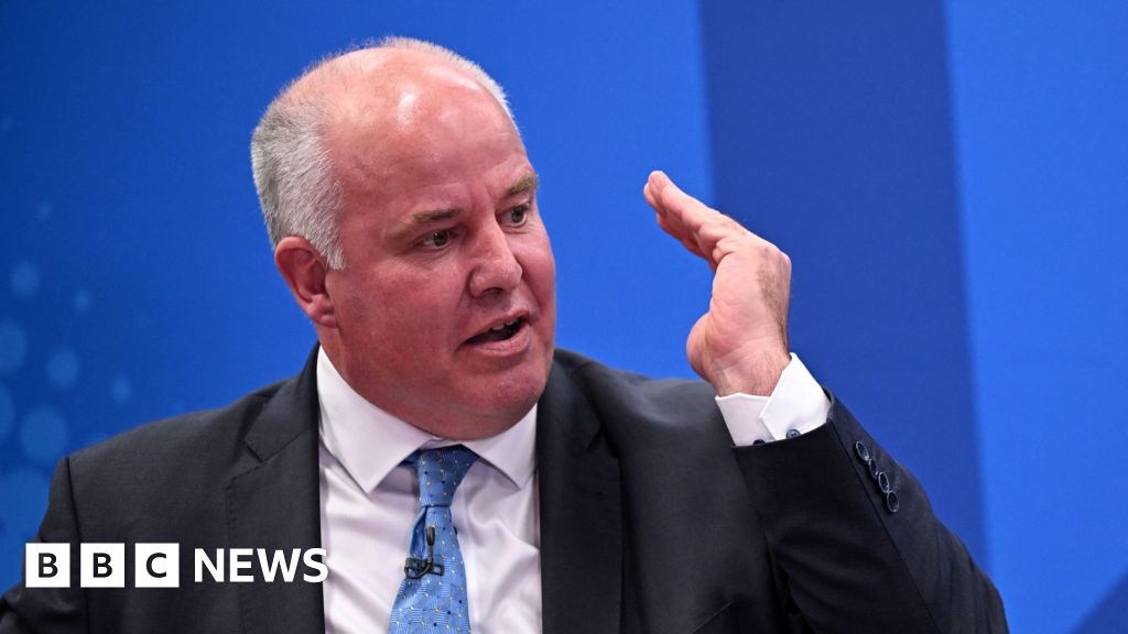 Gareth Lewis: Can Conservatives keep a unified front? - BBC News