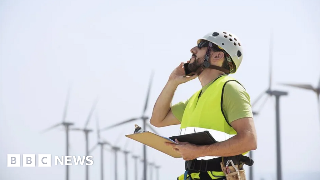 Finances agreed for Wolverhampton's Green Innovation Corridor - BBC News