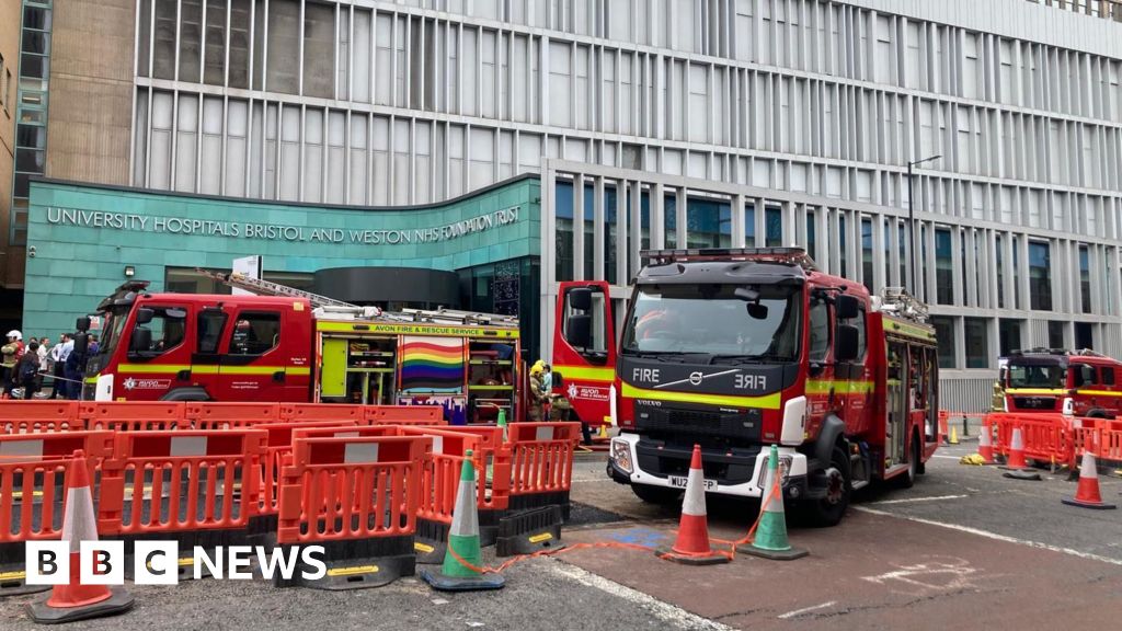 'Critical incident' still in place at Bristol hospital after power cut