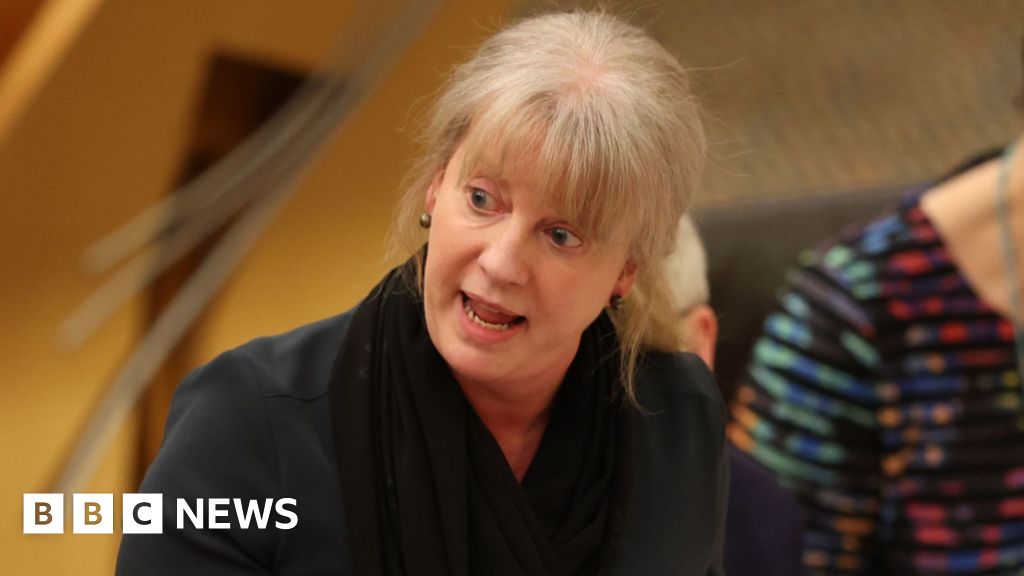 Two-child benefit: SNP government vows to scrap cap - BBC News